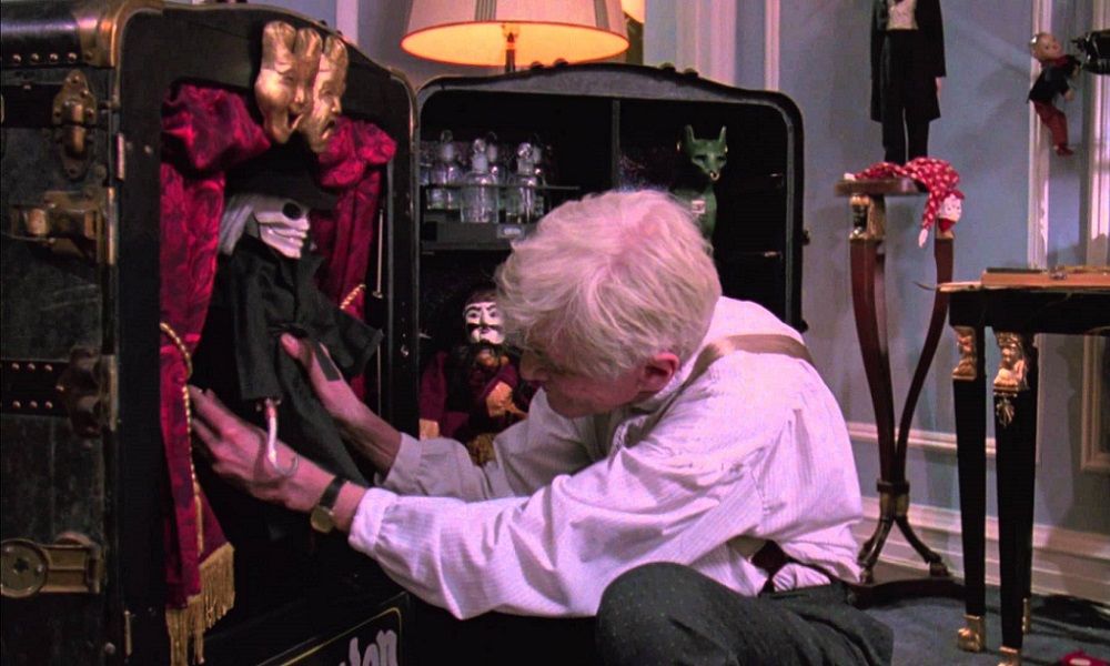 A Schmoellerian Affair: Thoughts on Puppet Master (1989) – The Schlock Pit
