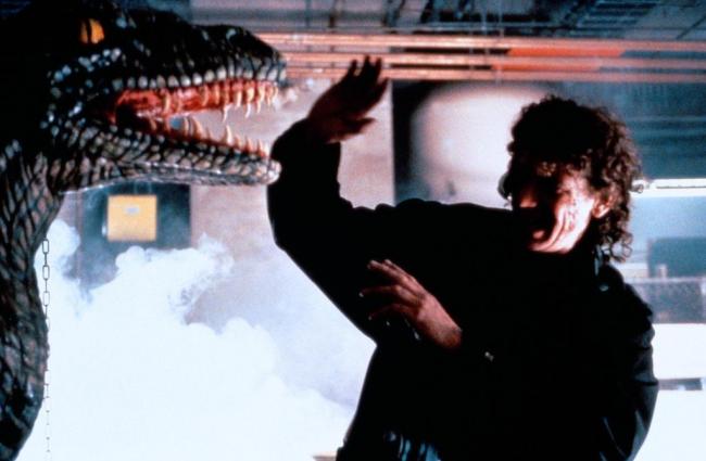 Carnosaur 2 (1995): This Time it’s Roar – The Schlock Pit